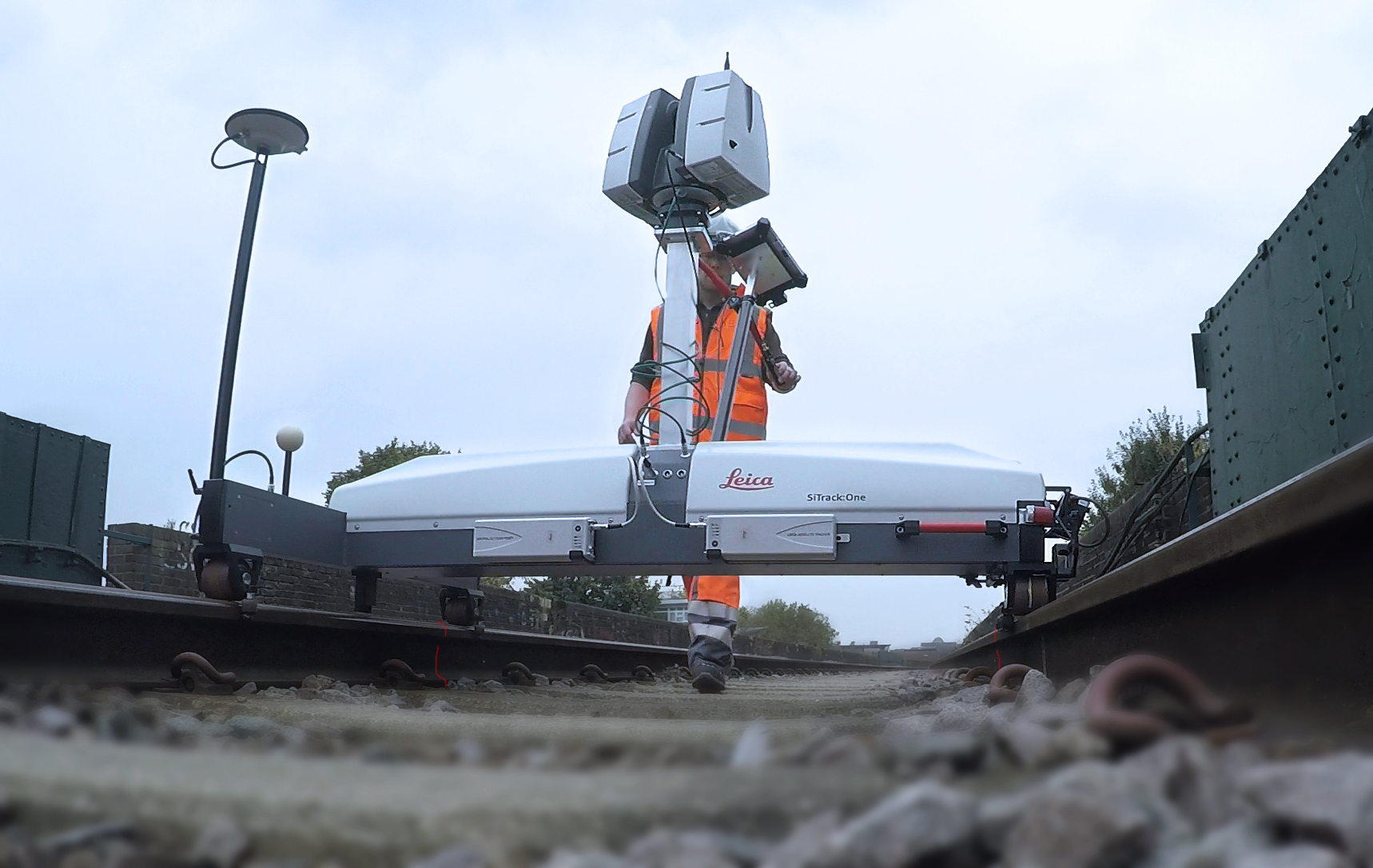 Improving Rail Efficiency and Boosting Maintenance - Leica SiTrack:One ...